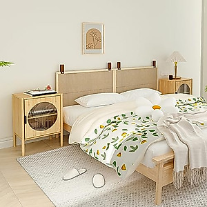 15.75" Bamboo Nightstand with 1 Door, Mid Century Modern Night Stand for Bedrooms, Bedside Table, Accent End Table, Side Table with Non-Slip Feet,Back Panel Buckle and 3 Adjustable Gears