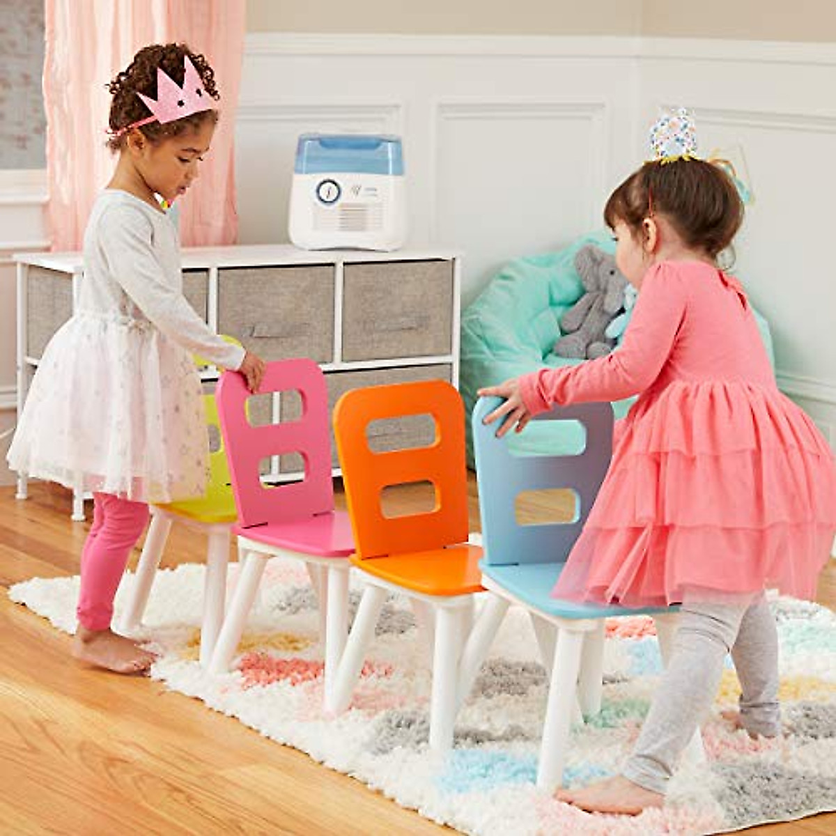 Vicks V3900 Cool Mist Humidifier, Medium Room, Humidifier for Baby and Kids Rooms, Bedrooms and More