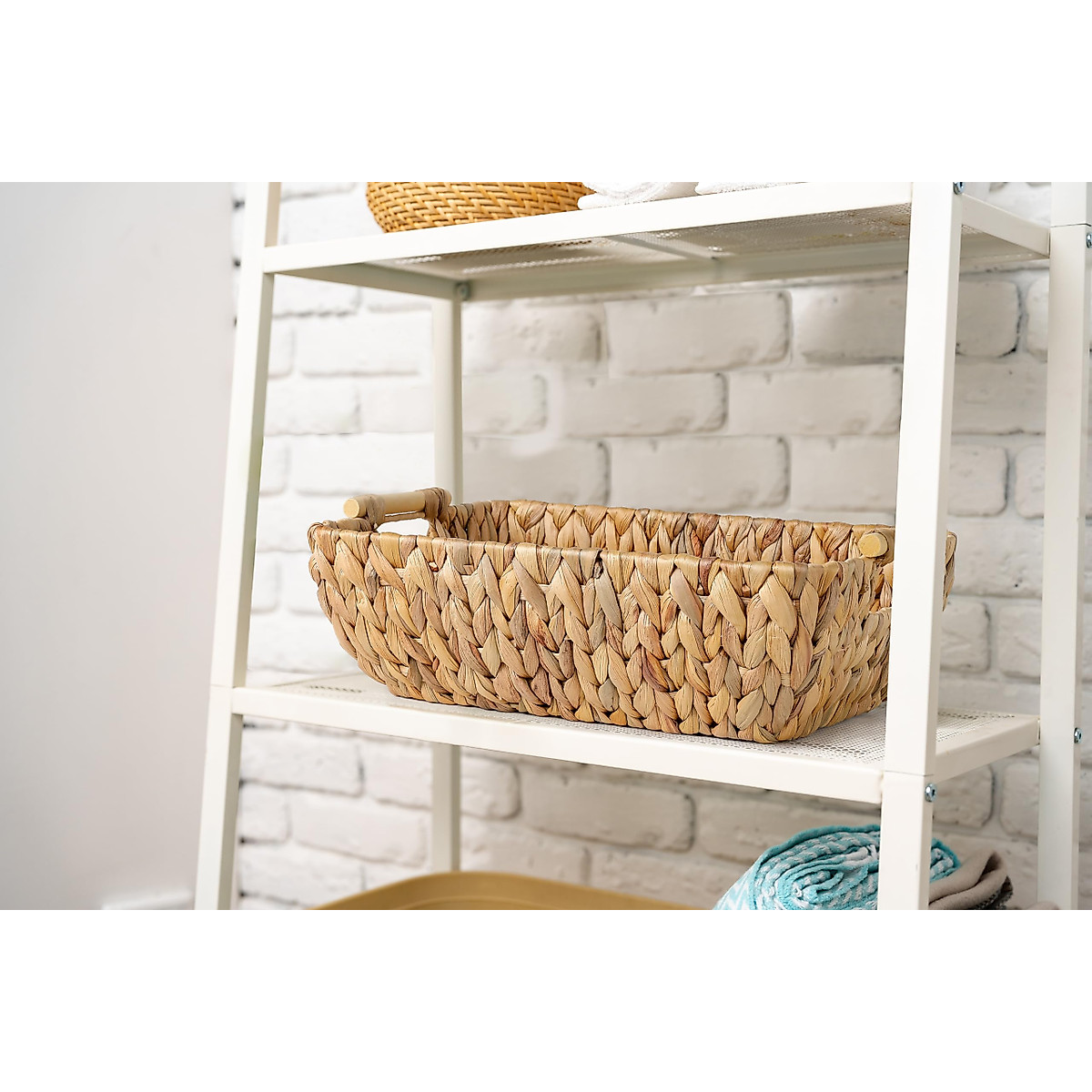 Water Hyacinth Storage Baskets with Wooden Handles，Large Wicker Baskets for Organizing Set of 2