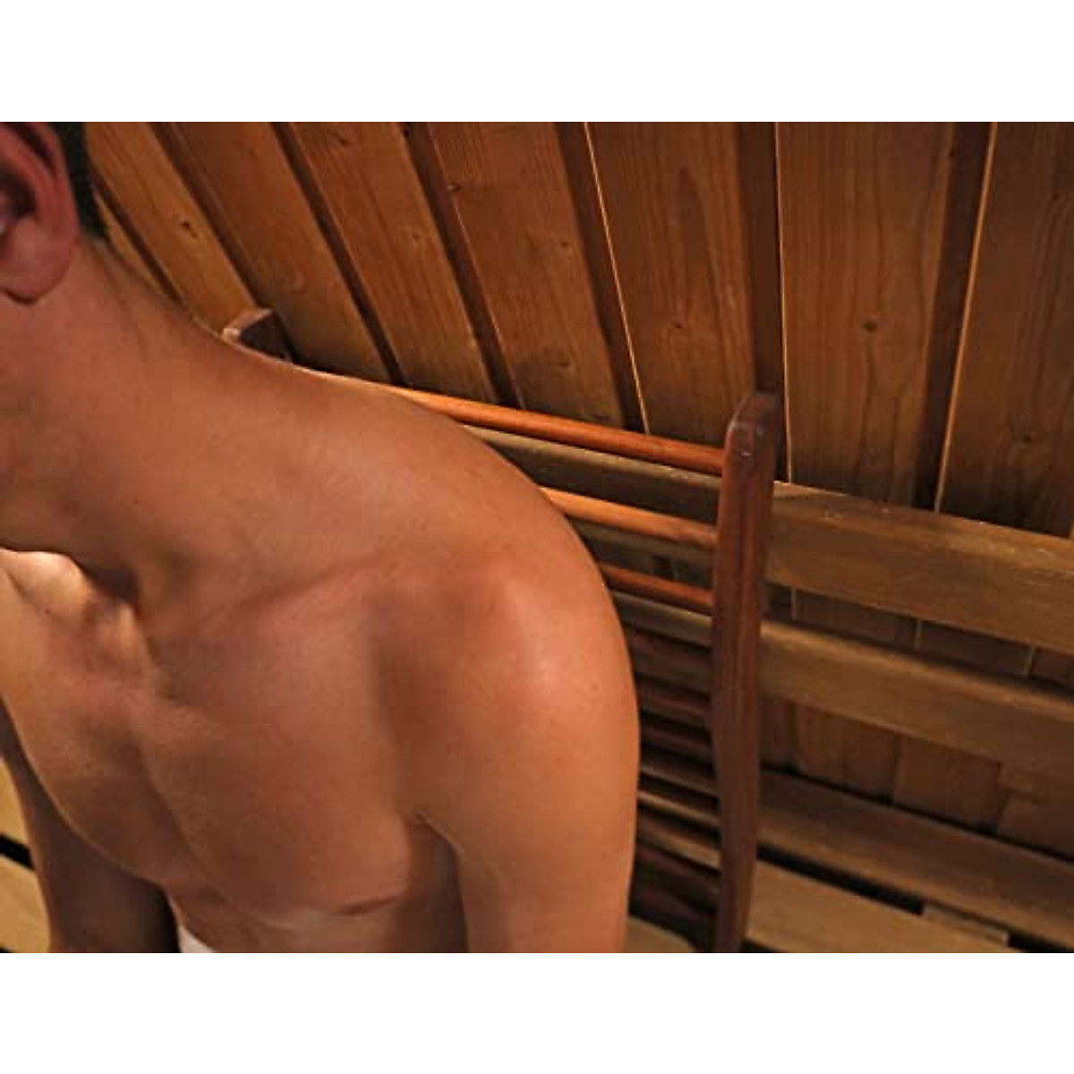 Kütral Sauna Backrest -Made of Canadian Red Cedar - Ergonomic S-Shape - 2 Complimentary Towels Included