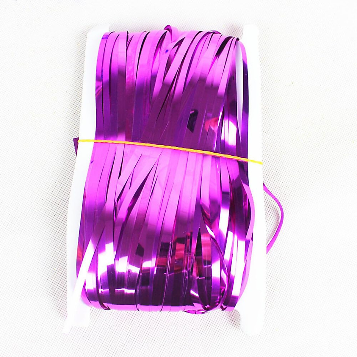 2 Pack 3.2ft x 8.2ft Foil Fringe Curtain Backdrop Metallic Tinsel Foil Fringe Curtains Party Decorations Silver Tinsel Streamer Backdrop Photo Booth Props for Birthday Graduation Baby Shower Wedding