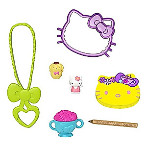 Mattel Mattel Hello Kitty Tea Party Compact (4.9-in) with 2 Sanrio Minis Figures, Stationery Notepad and Accessories, Great Gift for Kids Ages 4Y+