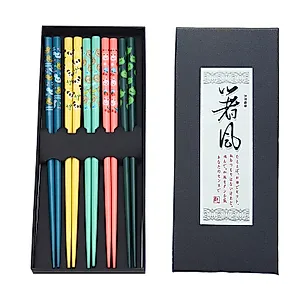 MEKBOK Handmade Japanese Chopsticks Reusable Natural Wooden Chopstick with Box, 5 Pairs Gift Set