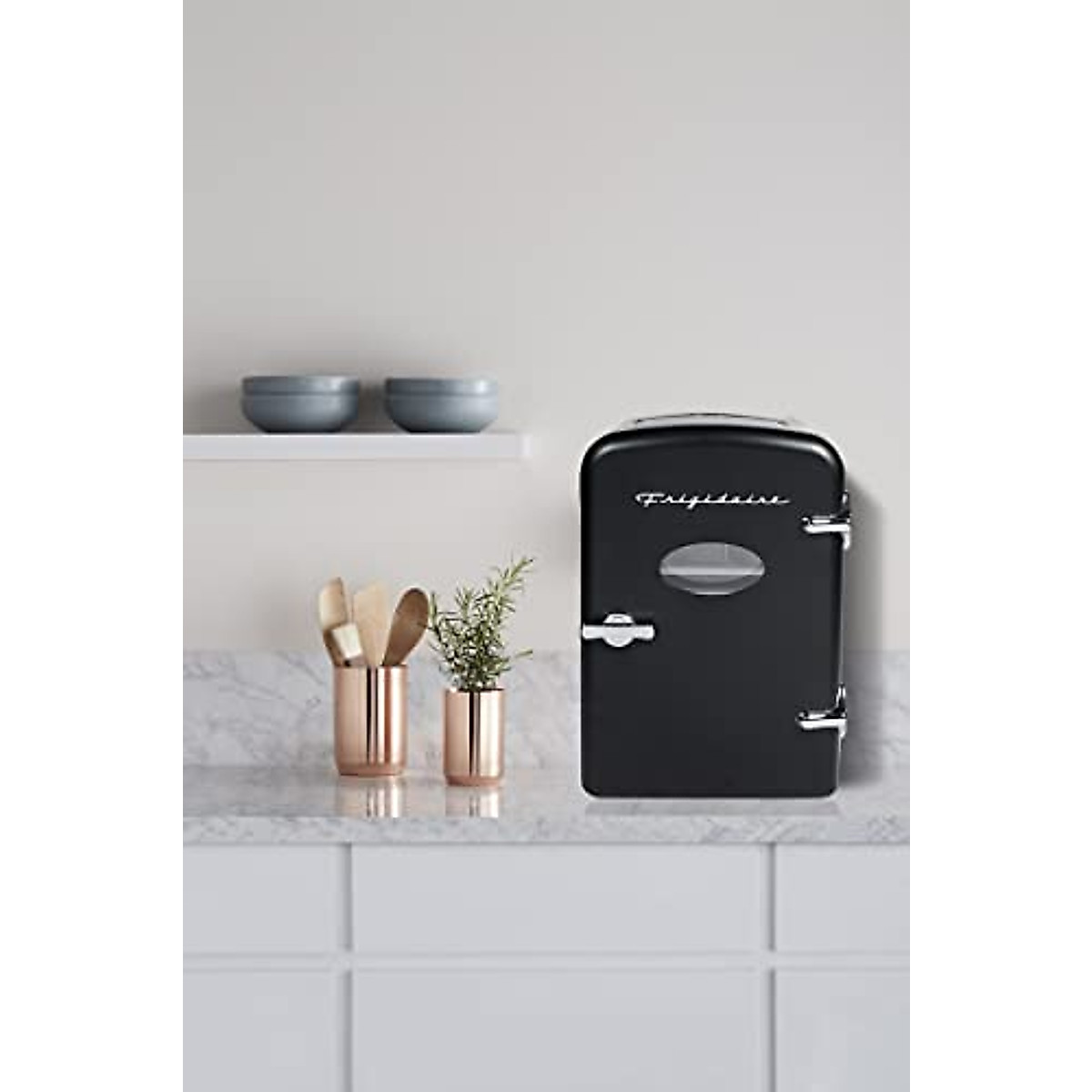 Frigidaire EFMIS175-BLACK Portable Mini Fridge-Retro Extra Large 9-Can Travel Compact Refrigerator, Black, 6 Liters