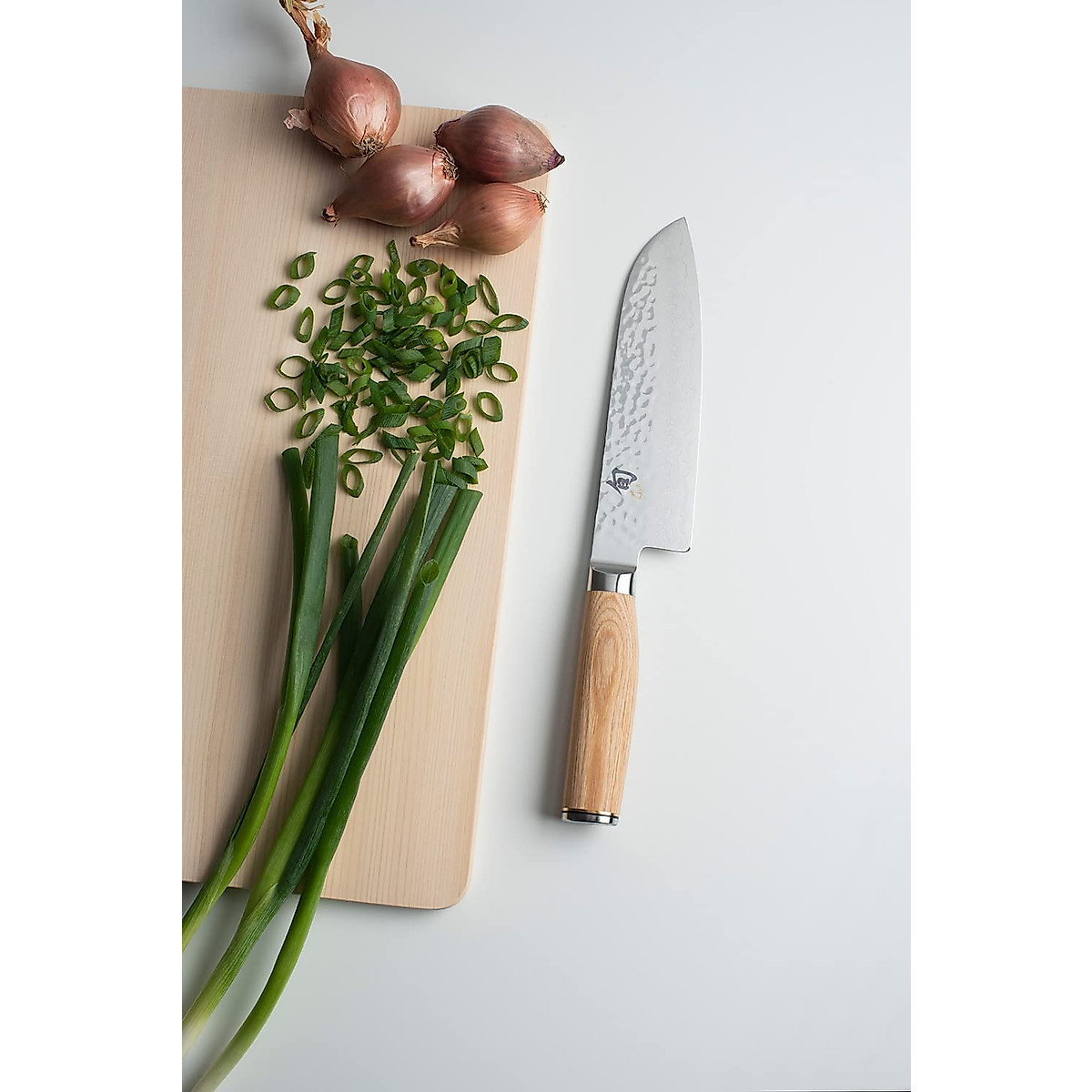 Shun Premier Blonde Santoku Knife, 7 inch VG-MAX Stainless Steel Blade with Tsuchime Finish and Pakkawood Handle, Cutlery Handcrafted in Japan, Silver