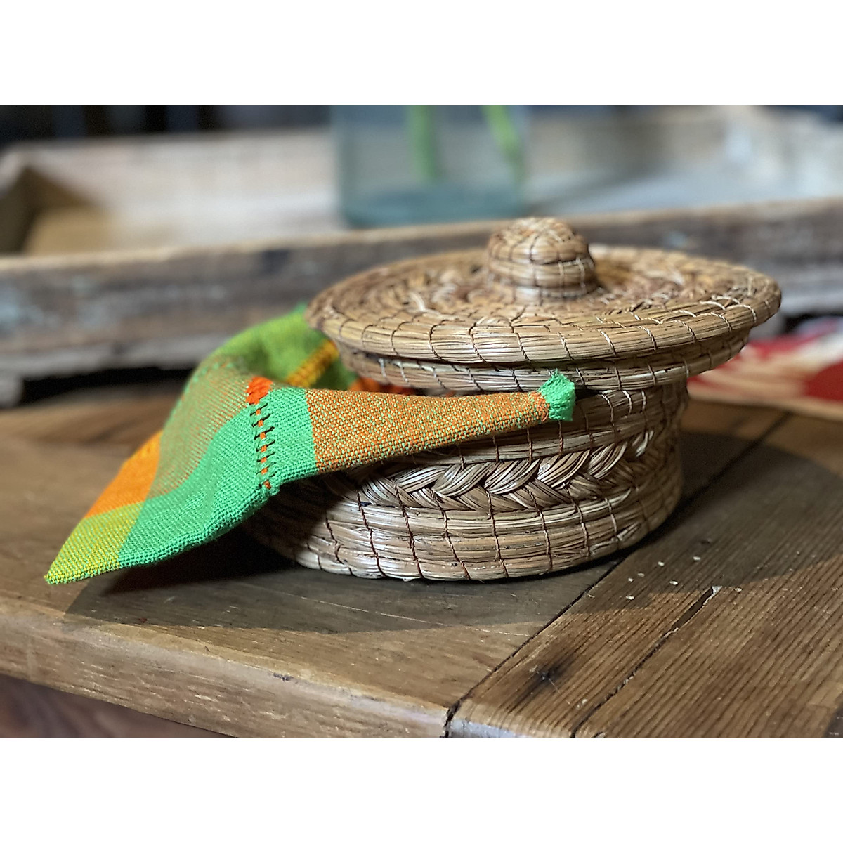 MEXTEQUIL - Authentic Mexican Tortilla Warmer Basket - Pine Needle Handwoven with Handloomed Cloth (Natural 7" w cloth)