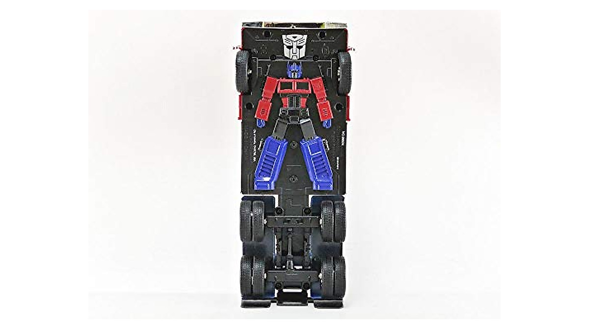 Transformers G1 Optimus Prime Die-Cast Truck - Collectible & Realistic