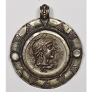 Collectible Coin Italy 1960 's Silver Medallion in bezel w/embedded beads 34,9grams silver (1.11oz) 45mm diameter BU0698