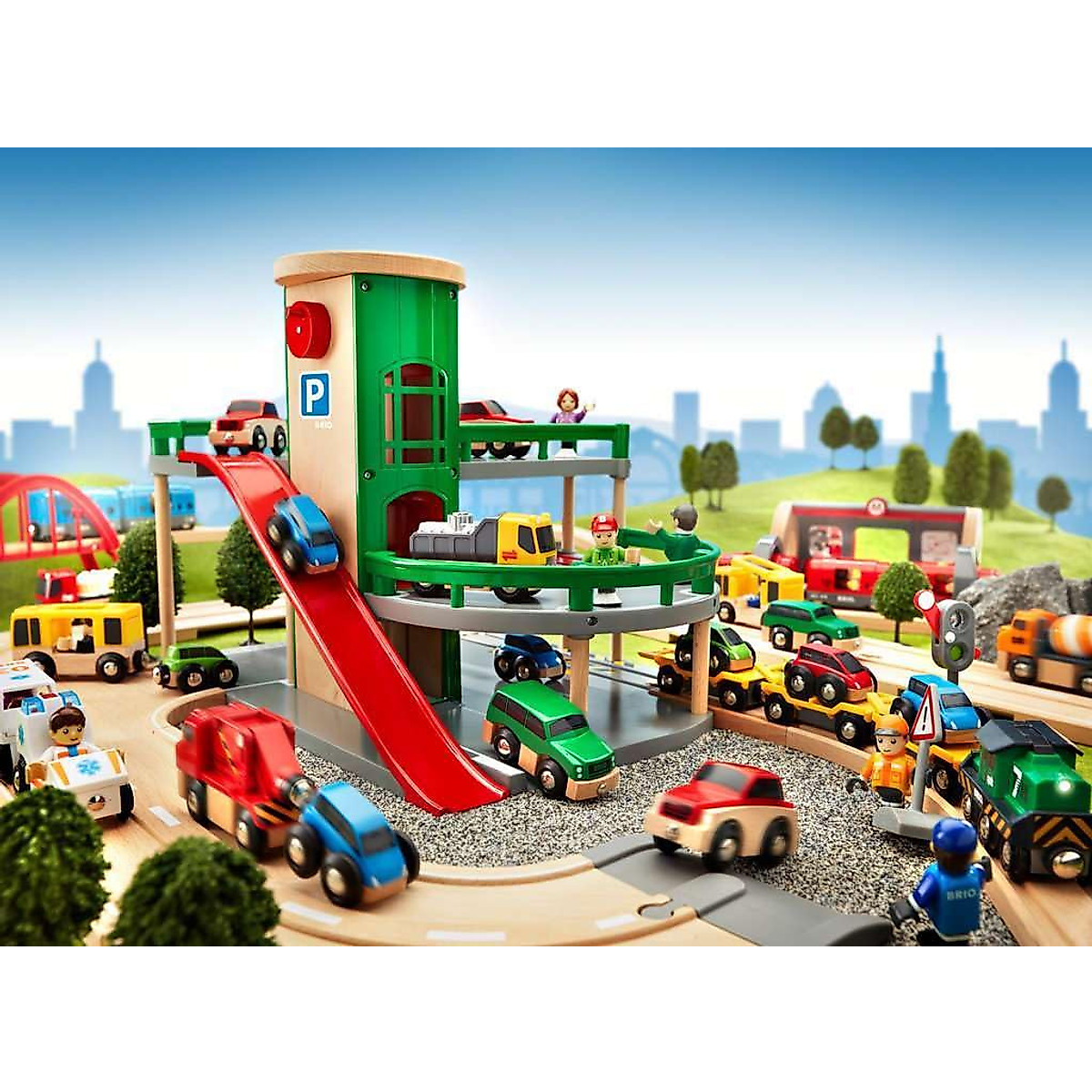 BRIO World 33204 Parking Garage - Ultimate Toy Train Accessory | Interactive Play | Compatible with All BRIO Train Sets | FSC Certified Wood Material | Ideal for Kids Age 3 and Up