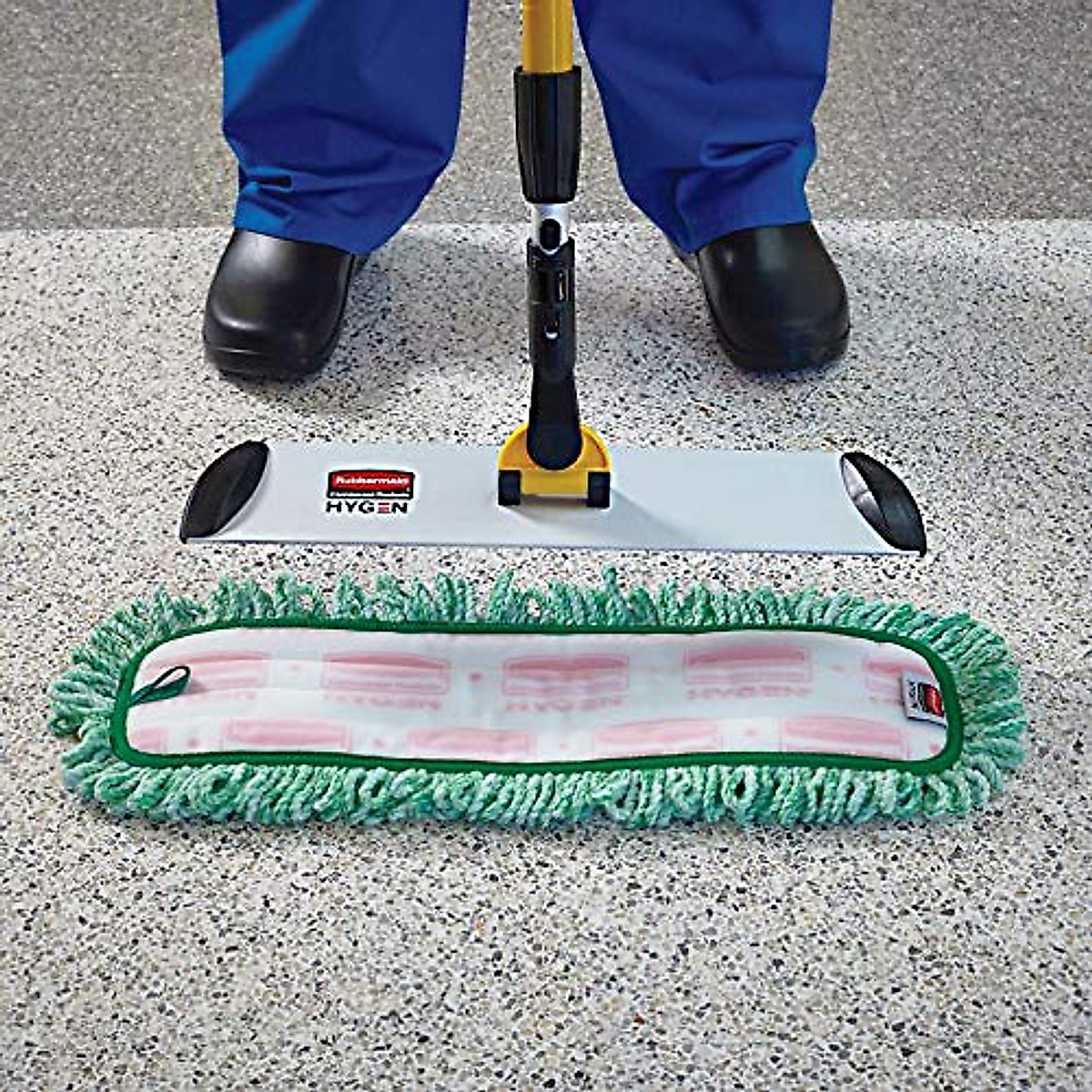 Rubbermaid Commercial Products, Lightweight HYGEN Quick-Connect Mop Frame for Wet or Dry/Dust Pads, 17 Inch, FGQ56000YL00