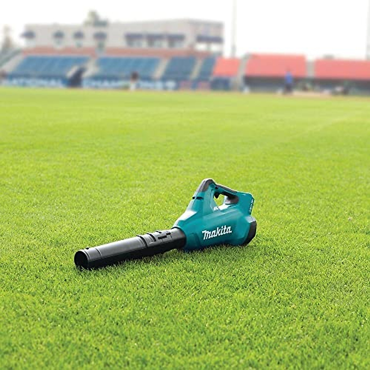 MAKITA XBU02Z 18V X2 (36V) LXT Lithium-Ion Brushless Cordless Blower, Tool Only (Renewed)