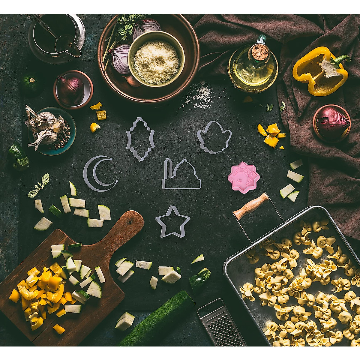 Kavoc 12 Pieces Eid Mubarak Cookie Cutters with Plunger Stamps Set, Ramadan Islamic Muslim Biscuit Molds Star Lantern Moon 3D Cookie Stamper for Eid Mubarak Decor Muslim Party Baking Supplies (Eid)