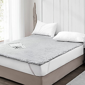 Chunky Bunny - Coma Inducer® King Bed Topper - Glacier Gray