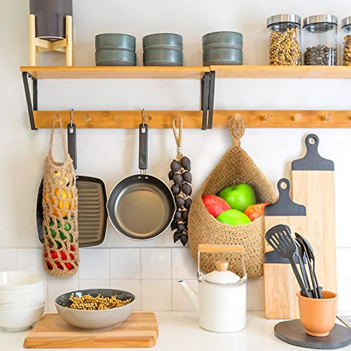 4 Pcs Jute Hanging Fruit Baskets for Kitchen Boho Hanging Wall Basket Handwoven Potato Garlic Onion Pantry Storage Baskets for Kitchen Wall Home Restaurant Vegetable Holder (Khaki, Classic Style)