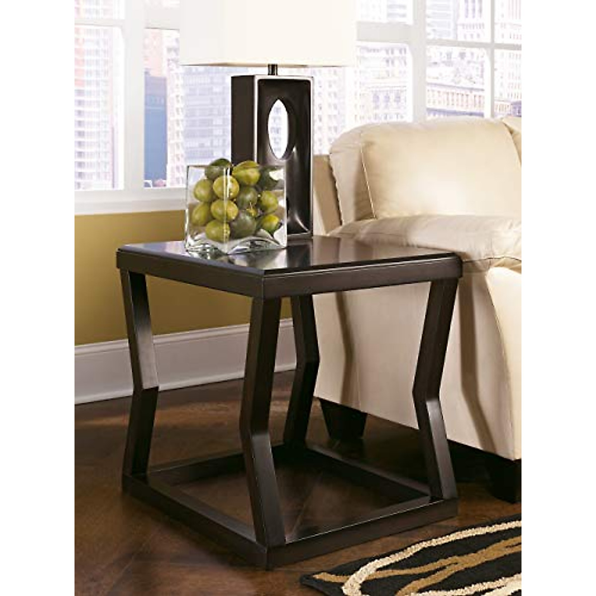 Signature Design by Ashley T592-3 End Table, 30.25" W x 25.50" D x7.00 H, Brown