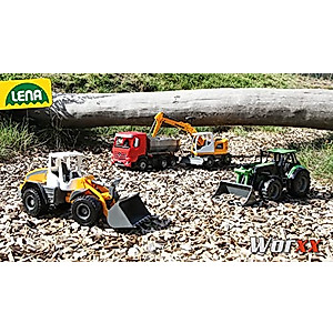 Lena Tractor Deutz-Fahr Agrotron 7250 Ttv Farm Toy, Realistic Scoop Lifts and Moves Like Its Real-World Counterpart