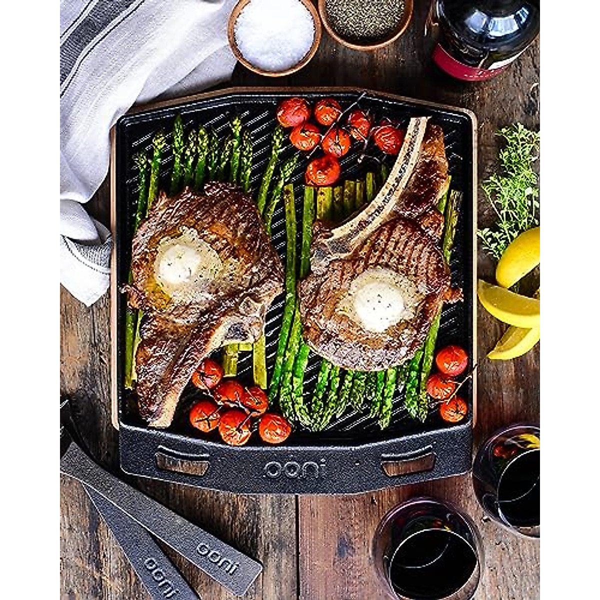 Ooni Dual-Sided Grizzler Plate - Reversible Cast Iron Pan - Cast Iron Skillet with Removable Handle - Cast Iron Griddle - Pre-Seasoned Oven Safe