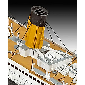 Revell of Germany 05210 RMS Titanic Plastic Model Kit, Brown