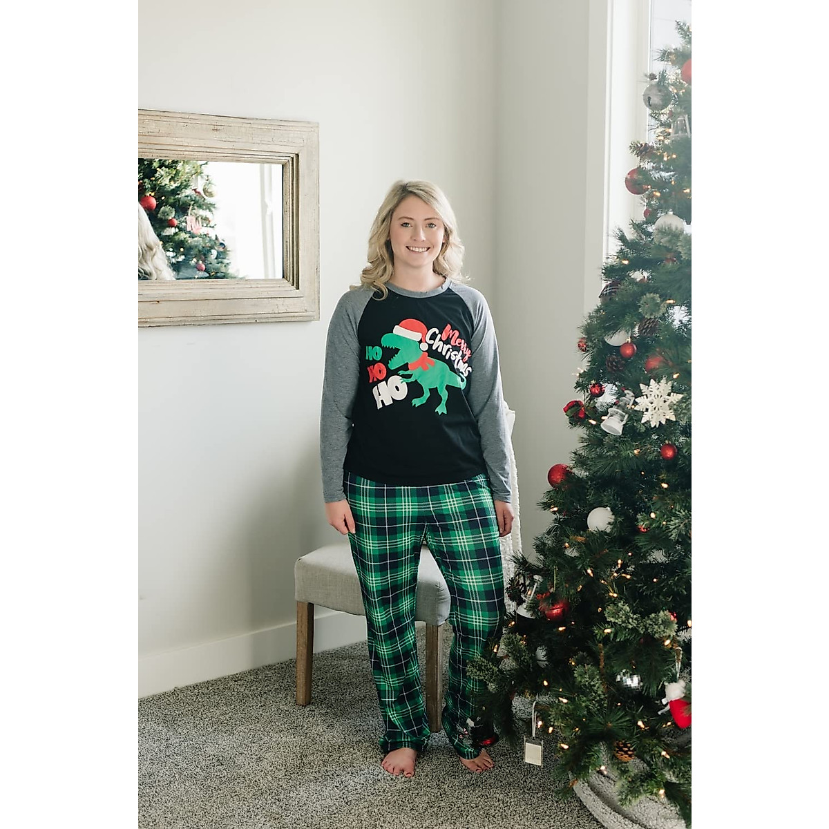 IFFEI Family Matching Pajamas Set Christmas Dinosaur and Green Plaid Print Long-sleeve Sleepwear Pet