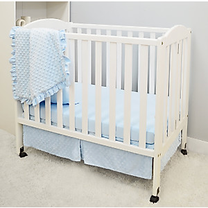 American Baby Company Heavenly Soft Minky Dot 3-Piece Mini/Portable Crib Bedding Set, Blue, for Boys and Girls