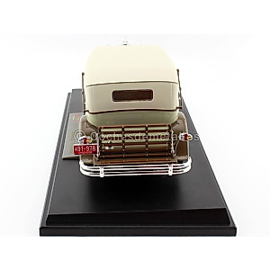 1930 Packard Brewster Tan and Coffee Brown 1/18 Diecast Model Car by Signature Models 18103
