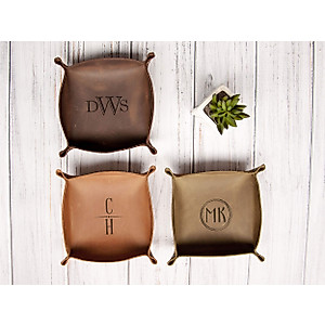 Customized Leather Valet Tray Monogrammed Valet Tray Catch All Leather Gift for Men Christmas Gift for Him Engraved Leather Tray Personalized Leather Desk Organizer Work from Home Gift