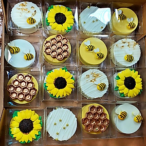 RomanticBaking 100pcs 2.17" × 2.17" × 1.38" Inch Chocolate Covered Mini Cookies Boxes Strawberry Macaron Boxes Clear Bakery Boxes for Gumballs, Pretzel,Browine,Malt Balls,Wedding Favors Party Boxes