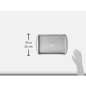 USA Pan American Bakeware Classics 9 x 13-Inch Rectangular Lasagna, Cake and Brownie Pan, Aluminized Steel, 9 x 13 Inch