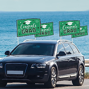 40 Pieces Graduation Party Decorations 2022 Graduation Parade Car Supplies Kit Congratulations Grad Car Banner with Rope, Graduation Car Flag, Hanging Swirls and Latex Balloons (Green)