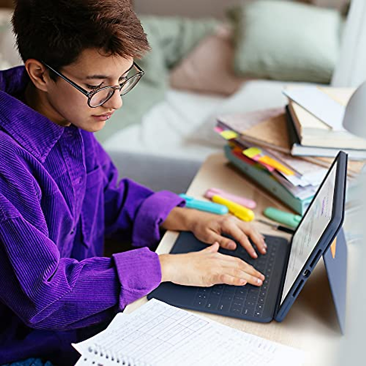 Logitech Rugged Combo 3 Touch iPad® Keyboard Case with Trackpad and Smart Connector for iPad (7th, 8th and 9th Generation) for Education - Classic Blue