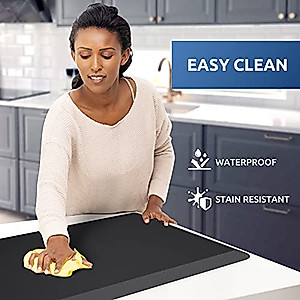 KitchenClouds Kitchen Mat Cushioned Anti Fatigue Kitchen Rug 17.3"x28" Waterproof Non Slip Kitchen Rugs and Mats Standing Desk Mat Comfort Floor Mats for Kitchen House Sink Office (Black)