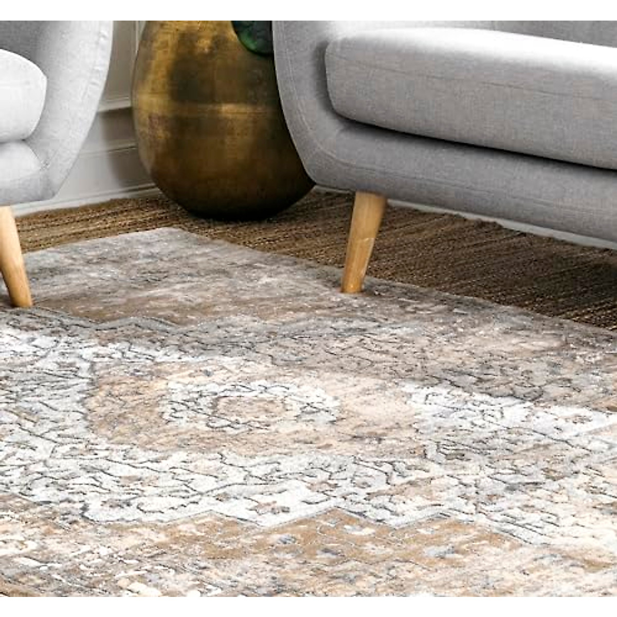 nuLOOM Vintage Medallion Thea Area Rug, 6' 7" x 9', Beige