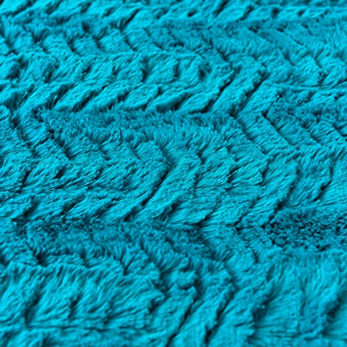 YUSOKI Luxury Faux Fur Throw Pillow Covers-18 x18,Set of 2-Decorative Fuzzy Fluffy Cozy Pillow Cases for Sofa Couch Bedroom Without Insert(Teal/Turquoise,18"x18")