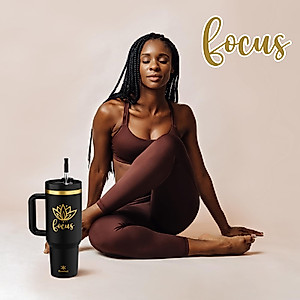 KEWIXY 40 oz Tumbler With Handle and Straw, Gloss Insulated Travel Tumbler, Fits in Cup Holder, Travel Coffee Mug with Lid, Included Leak Proof Straw Cover -Petal Focus