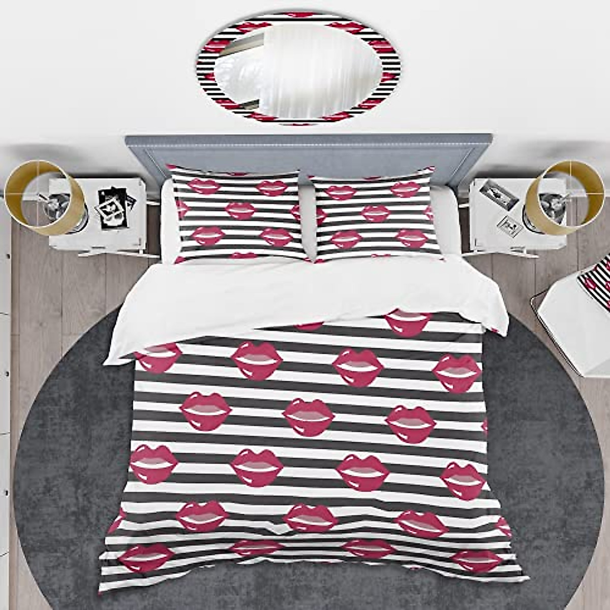 DESIGN ART Designart 'Red Lips Fashion Pattern' Mid-Century Duvet Cover Set Full/Queen Cover +2 Shams (Comforter not Included) 3 Piece