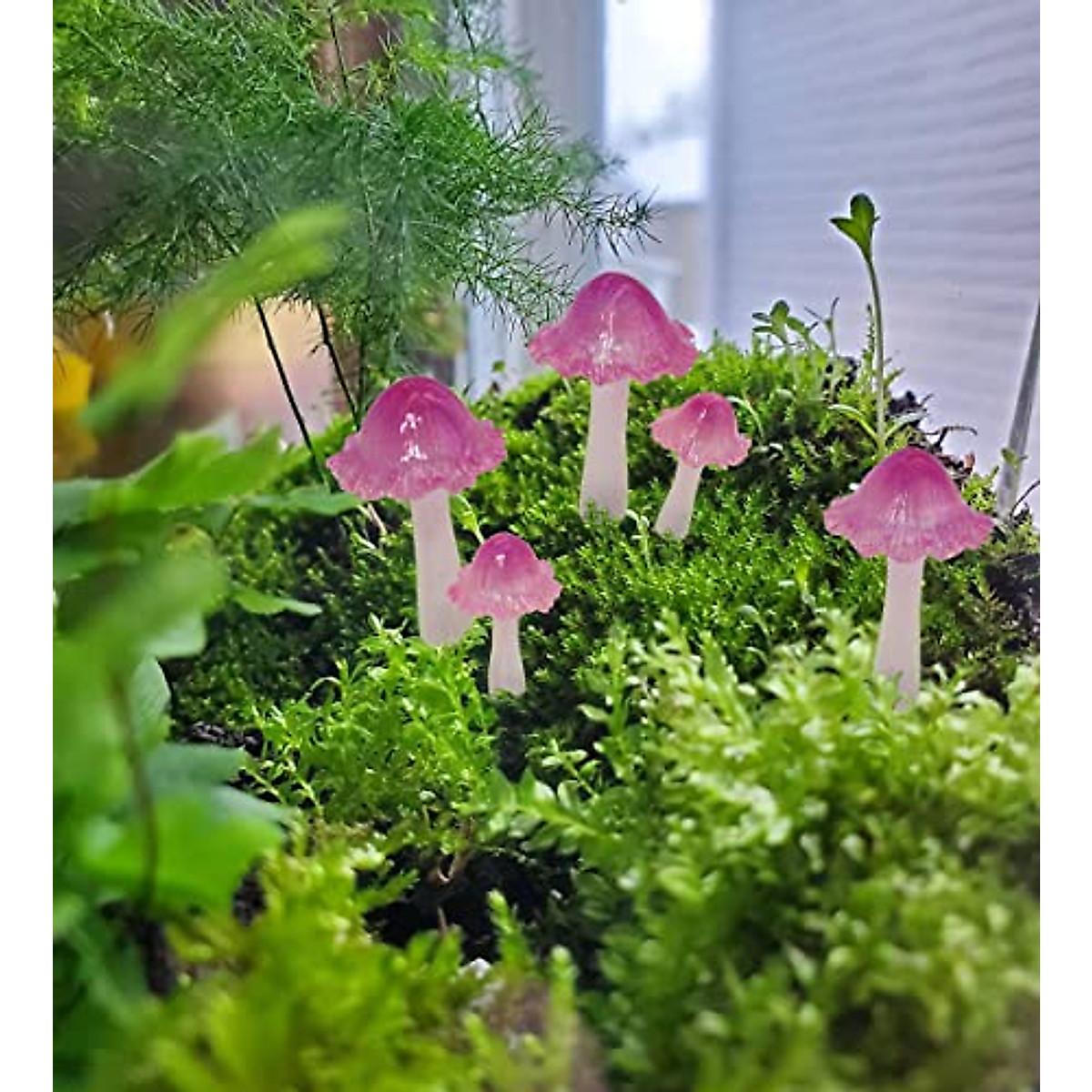 coonoe Mini Mushrooms for Fairy Garden, Translucent Fairy Garden Mushrooms with Stakes for Terrarium, Potted Plant, Mini Mushroom Garden Decor, Crafted Cute Tiny Fairy Garden Accessories