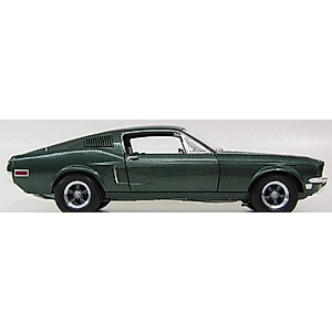 Greenlight 12822 Steve McQueen Bullitt 1968 Ford Mustang GT Hard Top 1/18 Scale Diecast