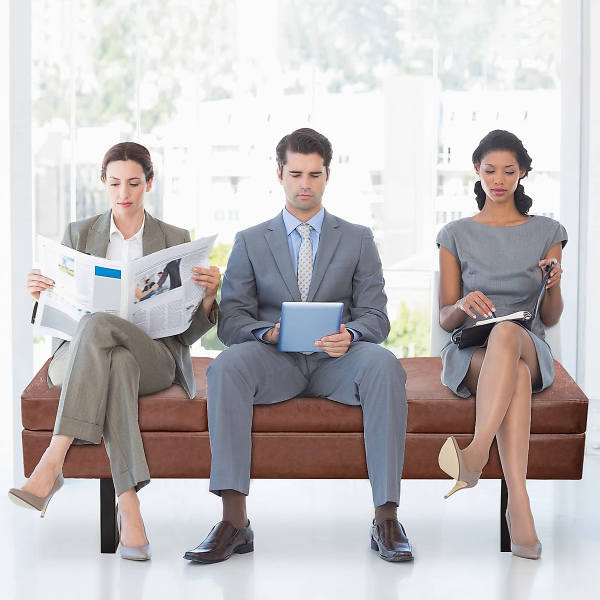 TTGIEET Waiting Room Chairs Office Guest Reception Bench, Faux Leather Lobby Chairs Salon Furniture Conference Room Chairs for Beauty Barber Barbershop (Brown)