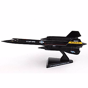 Daron Postage Stamp NASA YF-12 (SR-71 Blackbird) (1:200) PS5389-1