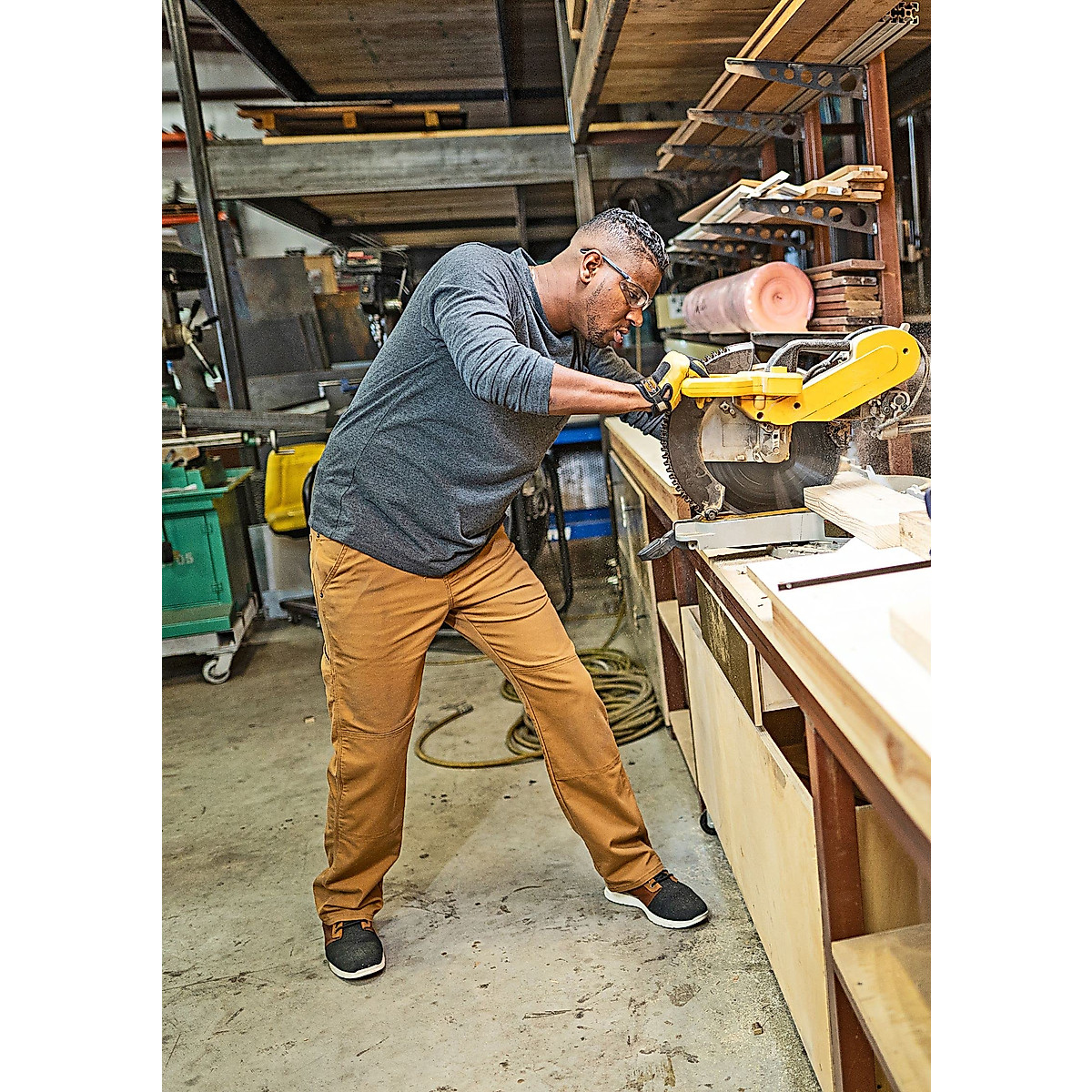 Dickies Men's Dri-tech Moisture Control 6-Pack Comfort Length Crew Socks