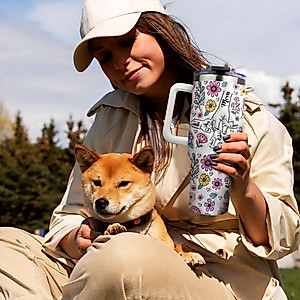 Personalized Mom Gifts for Mothers Day Birthday, Custom Hoiding Mom's Hand 40oz Tumbler with Name, Customized Mother's Day Gifts for Mom from Daughter Son Kid, Grandma Present, Travel Coffee Mug Cup