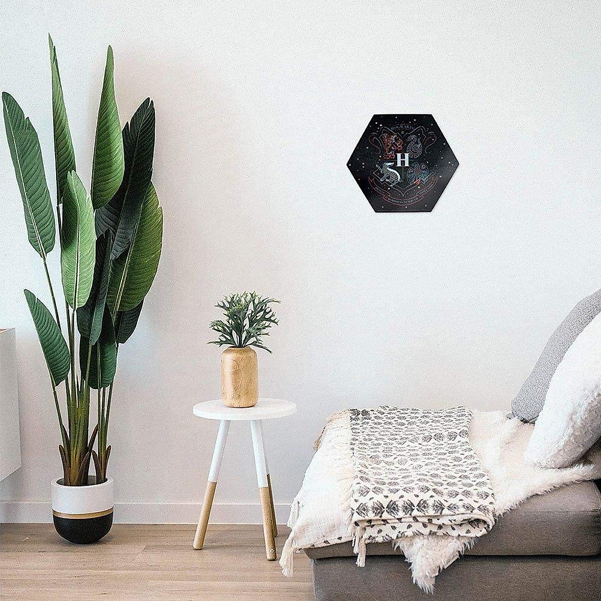 Harry Potter – Hogwarts School of Witchcraft and Wizardry – Crest - 11.5” X 10” Hexagon Shaped KNEXAGON Wood Print – Hang Alone or Connect to Other Pieces – Officially Licensed Merchandise