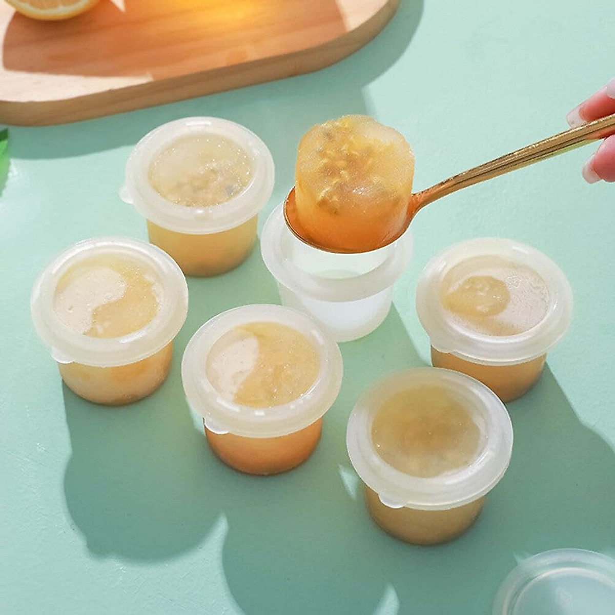 Kichvoe 6pcs Plastic Ice Bucket Ice Making Cup Reusable Shaved Ice Molds Ice Bowl Containers Mold Snow Cone Machine Refillable Making Model with Lid-2.1 * 1.7Inch