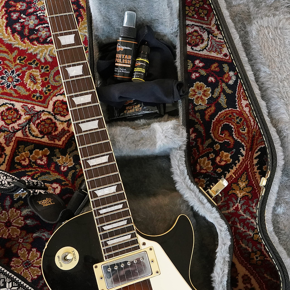 Guitar Cleaning, Polish and Oil Care Kit - Guitar Oil and Cleaner for Body and Fretboard Fingerboard - Cleans, Polishes, and Protects