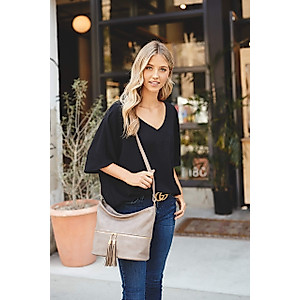 FashionPuzzle Lightweight Tassel Zipper Bucket Crossbody Bag (Kelly Green) One Size