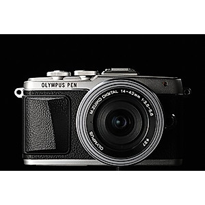 Olympus E-PL7 16MP Mirrorless Digital Camera with 3-Inch LCD with 14-42mm EZ Lens (Silver) - International Version