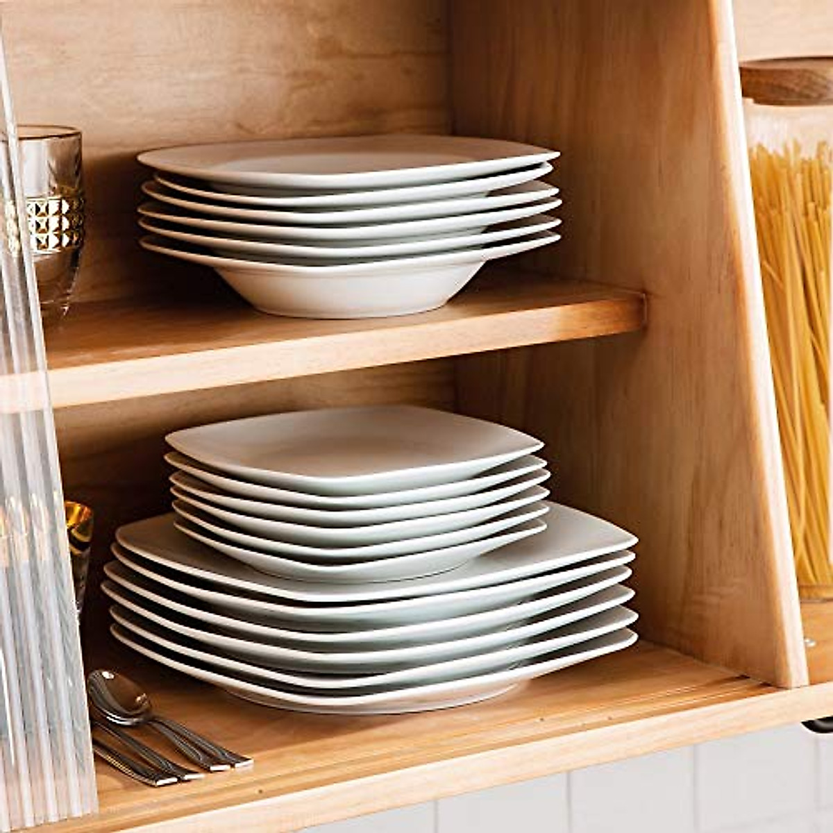 ZLDGYG A 18-Piece Ceramic Porcelain Tableware Dinner Set with 6Dinner Soup Dessert Plates Set Service for 6 Person