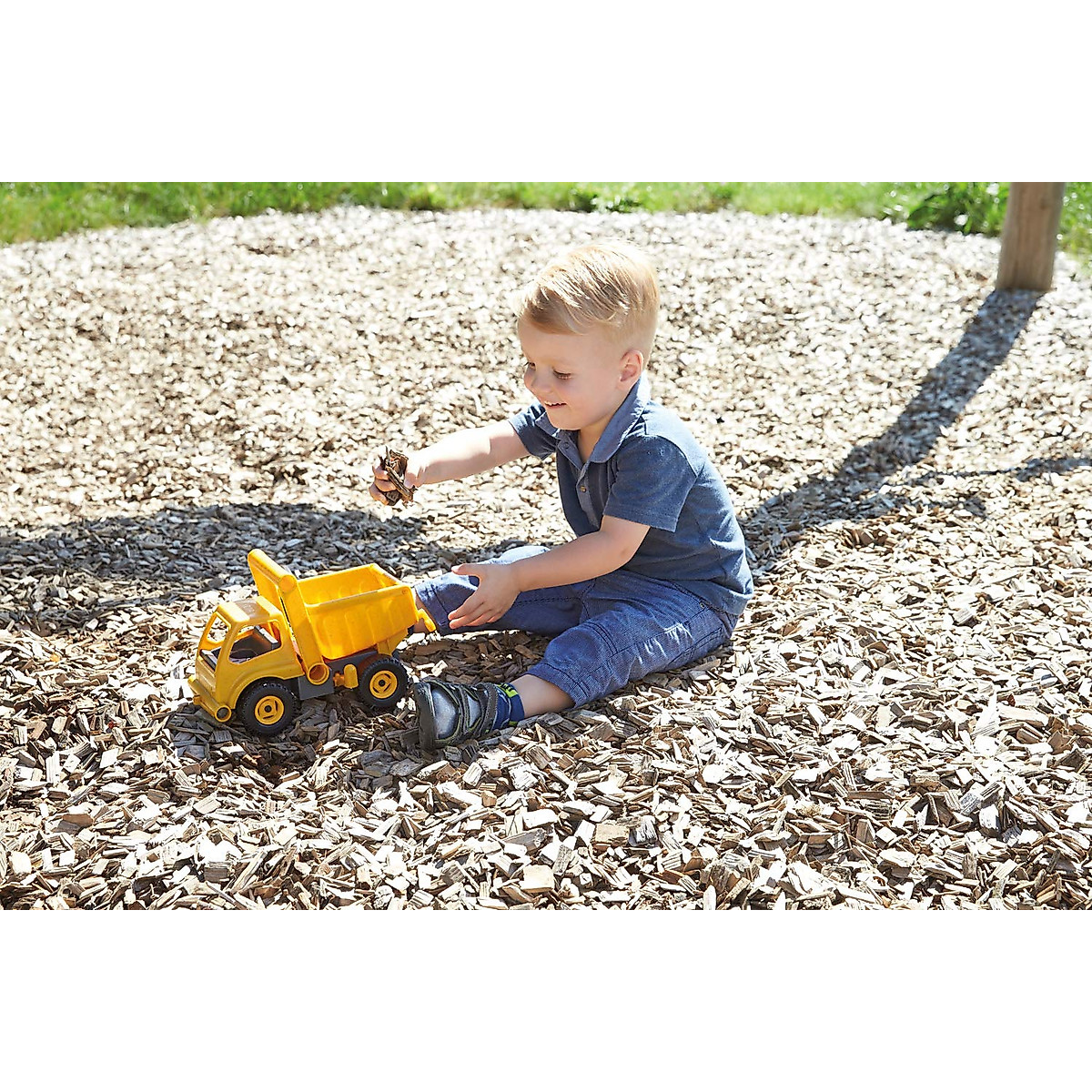 Zymise TANGDIAABBCC Lena Eco Active Dump Truck is a Eco Friendly BPA and Phthalates Free Green Toy Manufactured from Premium Grade Resin and Wood