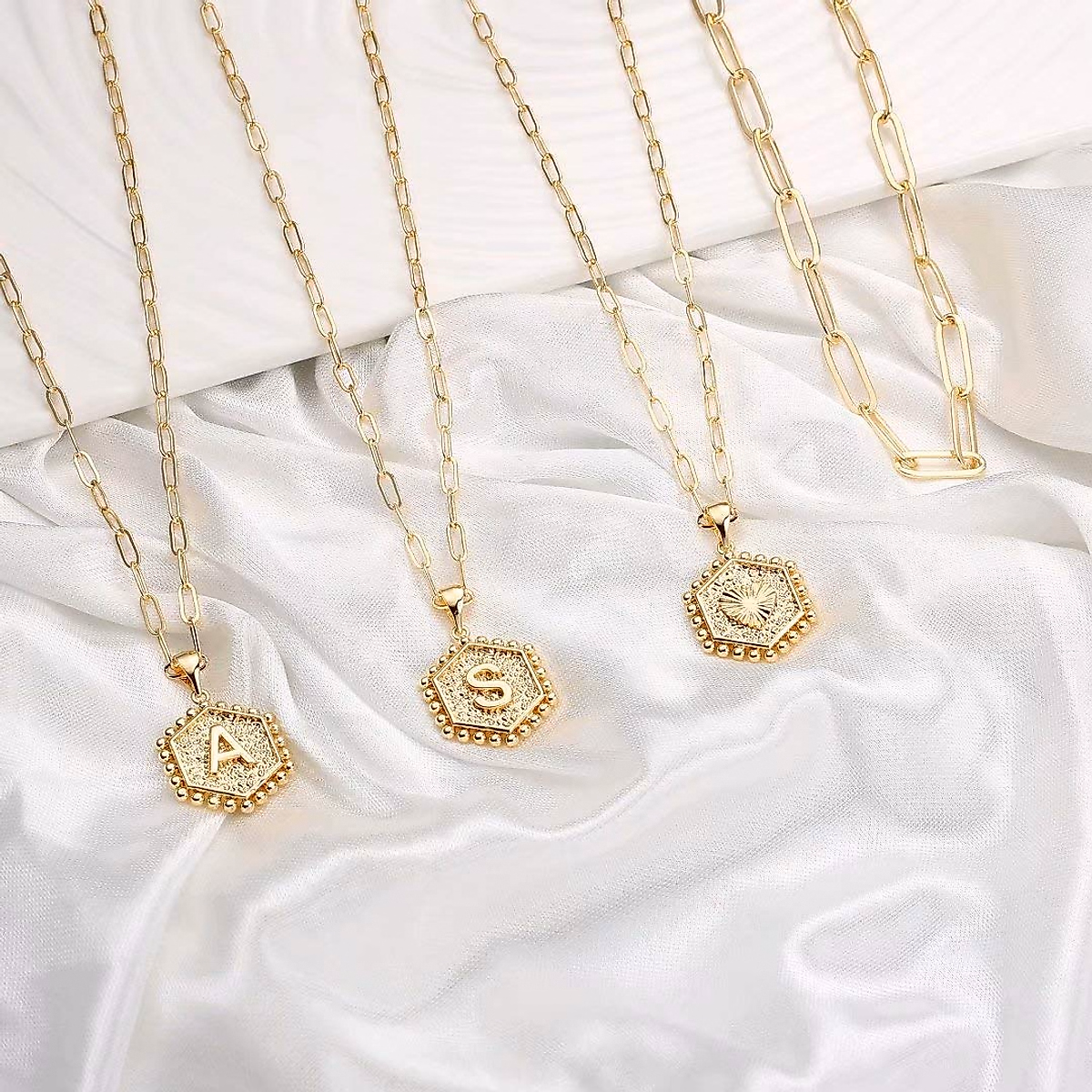 M MOOHAM Gold Layering Initial Necklaces for Women - Statement Necklace Letter Initial C Necklace Choker Dainty Layered Necklaces for Women