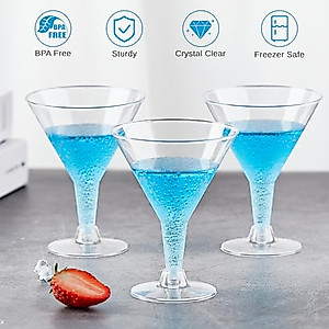 Zezzxu 24 Pack Plastic Martini Glasses - 7 oz Disposable Clear Plastic Cocktail Cups, Unbreakable & Reusable Wine Shooter Glasses for Party Margarita, Champagne, Wine